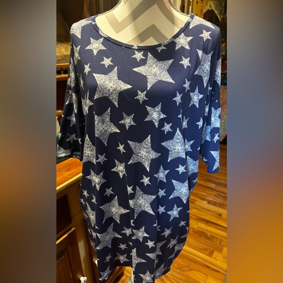 LuLaRoe | Tops | Stars By Lula Roe Long Soft T Shirt | Poshmark